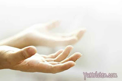 Doa Persembahan Kristen Untuk Kolekte dan Singkat - YuKristen