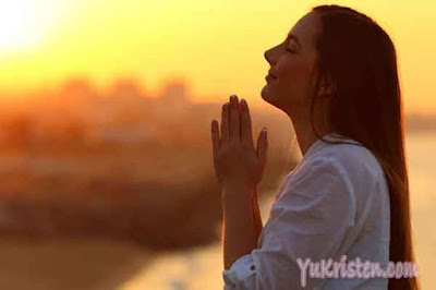 Doa Ucapan Syukur Kristen yang Singkat dan Tulus - YuKristen